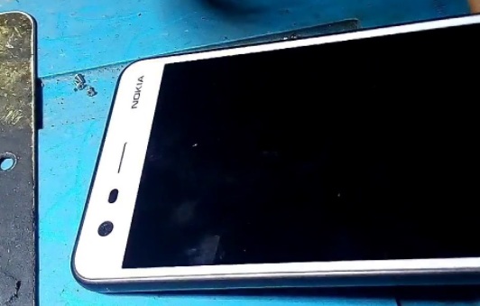️Penyebab Layar HP Blank Putih atau Hitam - ARSIPUMUM.COM